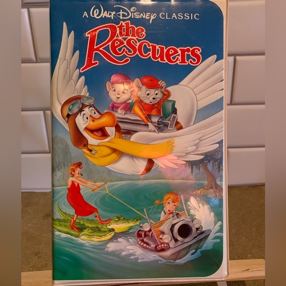 Disney | Media | Vintage Walt Disneys Classics The Rescuers Vhs | Poshmark